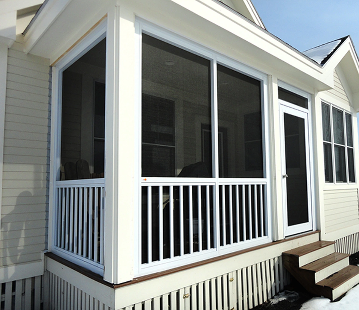 Integrated Screen Railings | Sunspace Sunrooms Corporate