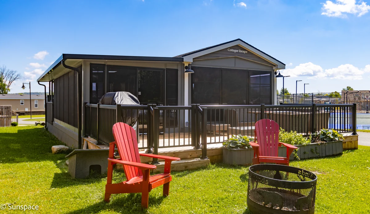 VR/ La vie en véhicule récréatif | Sunspace Sunrooms Corporate